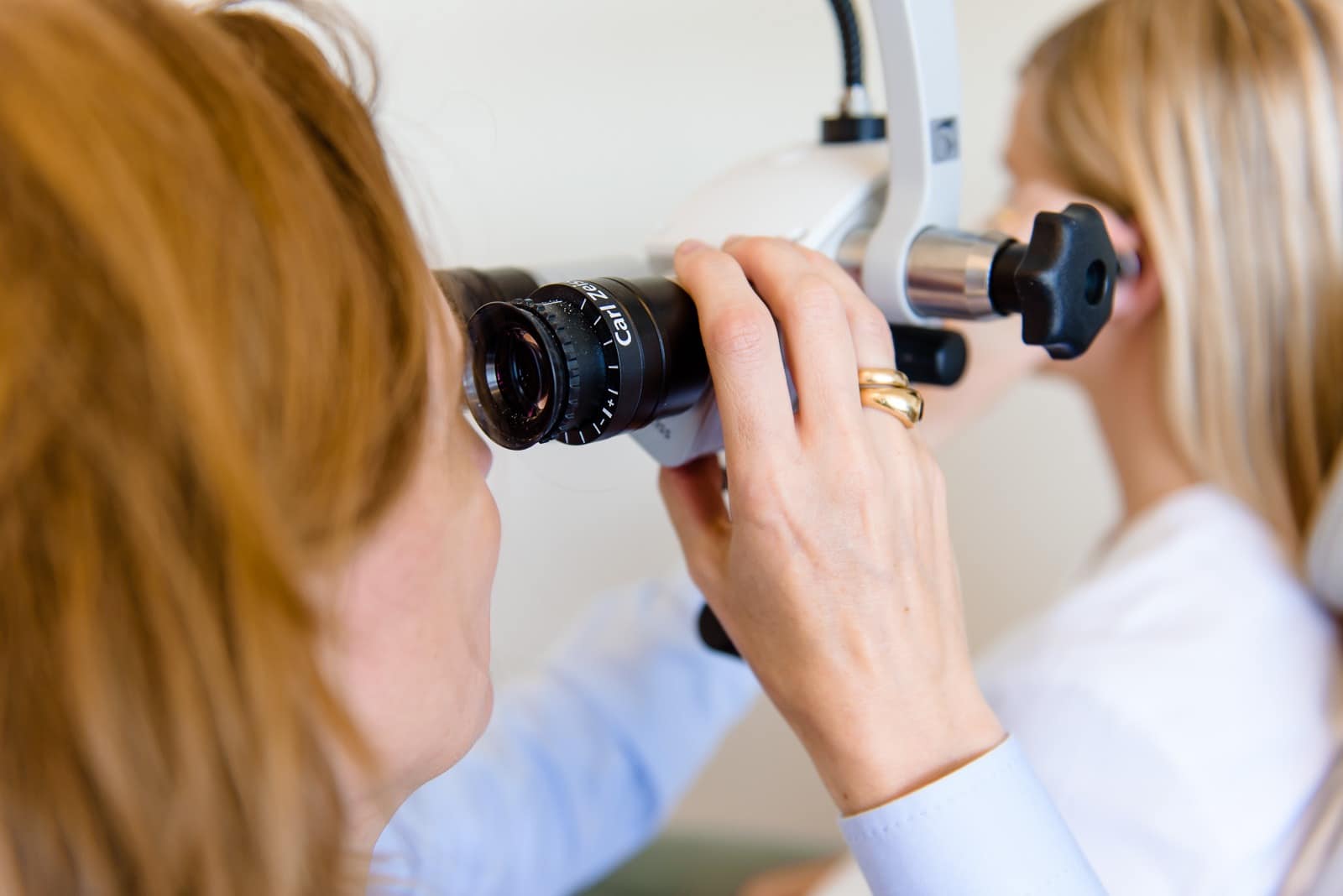 Ohrmikros - Dr. Eva Wimmer & Prof. Dr. Moritz Gröger